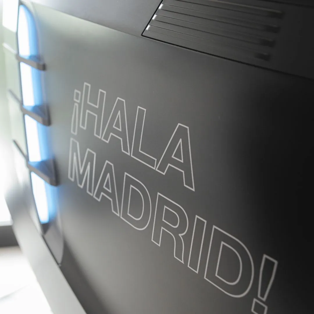 Sillon masaje LEGEND PRO 9D Limited Ed - Producto oficial REAL MADRID